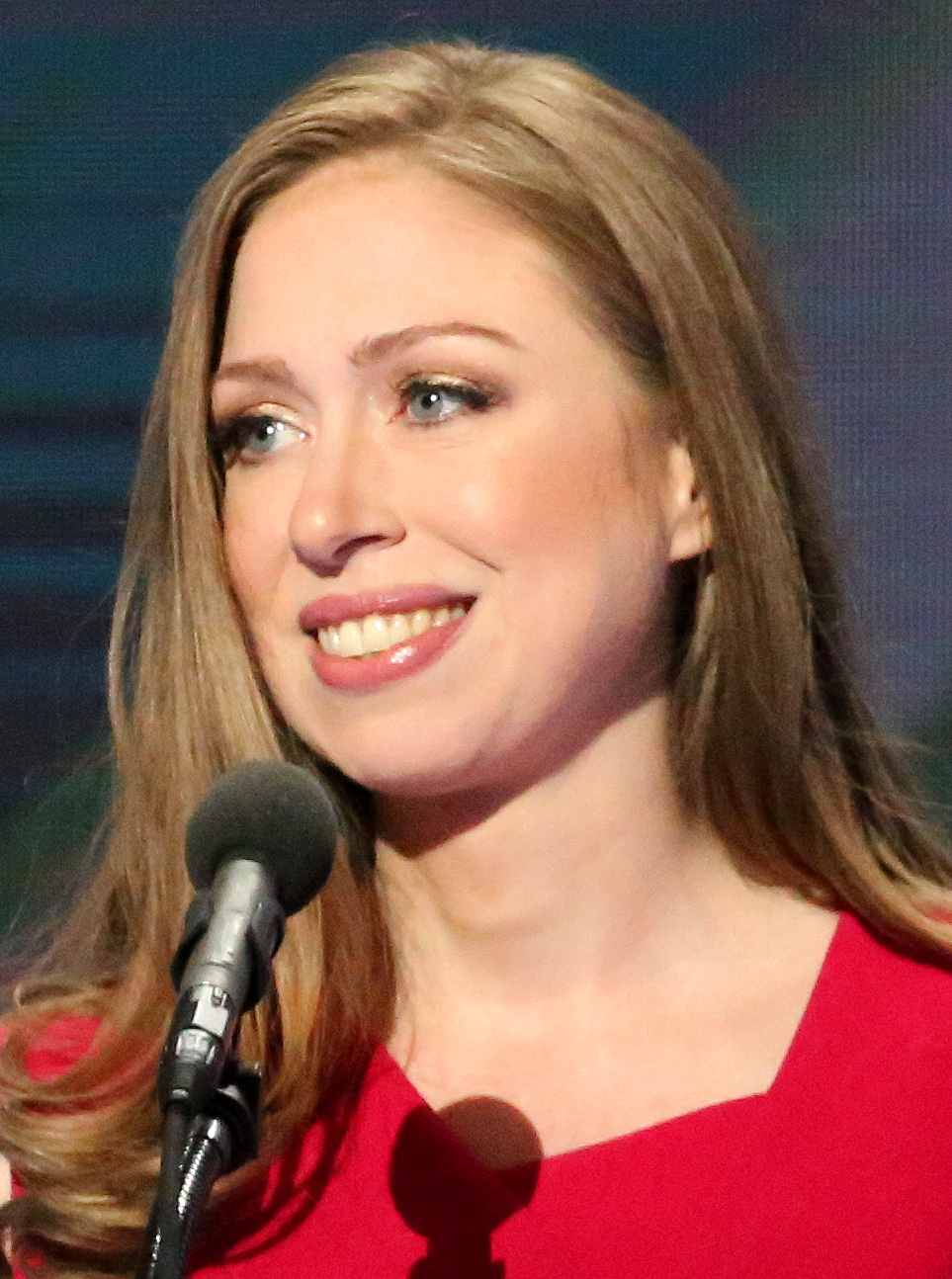 Chelsea Clinton Age, Wiki, Husband (Marc Mezvinsky), Kids, Career & Net ...