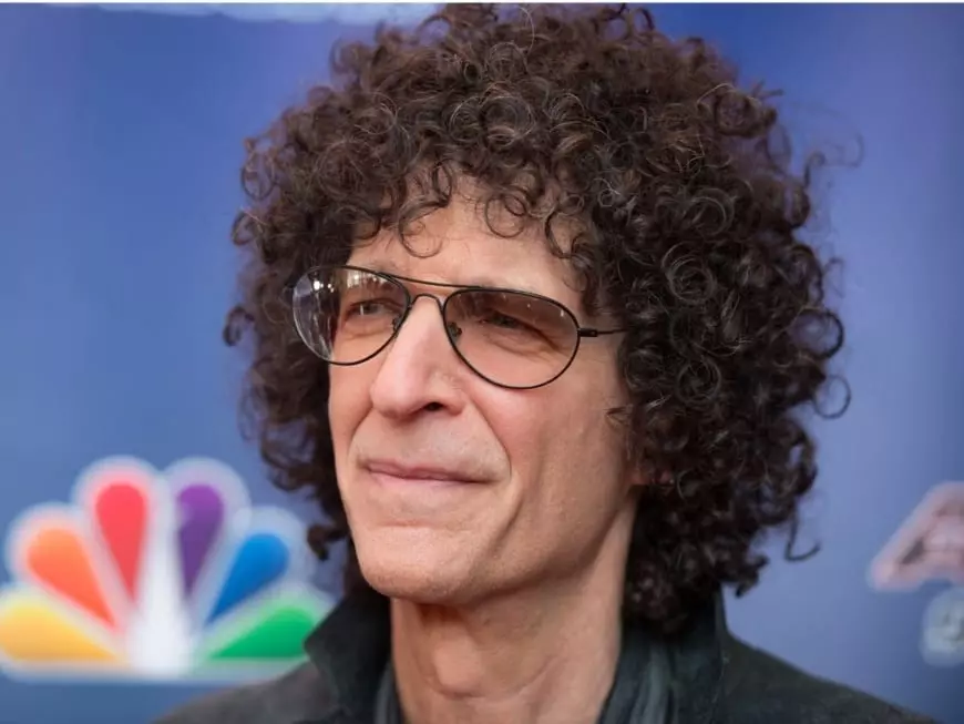 Howard Stern Bio, Wife, Children, TV Career and Net Worth in 2022 ...